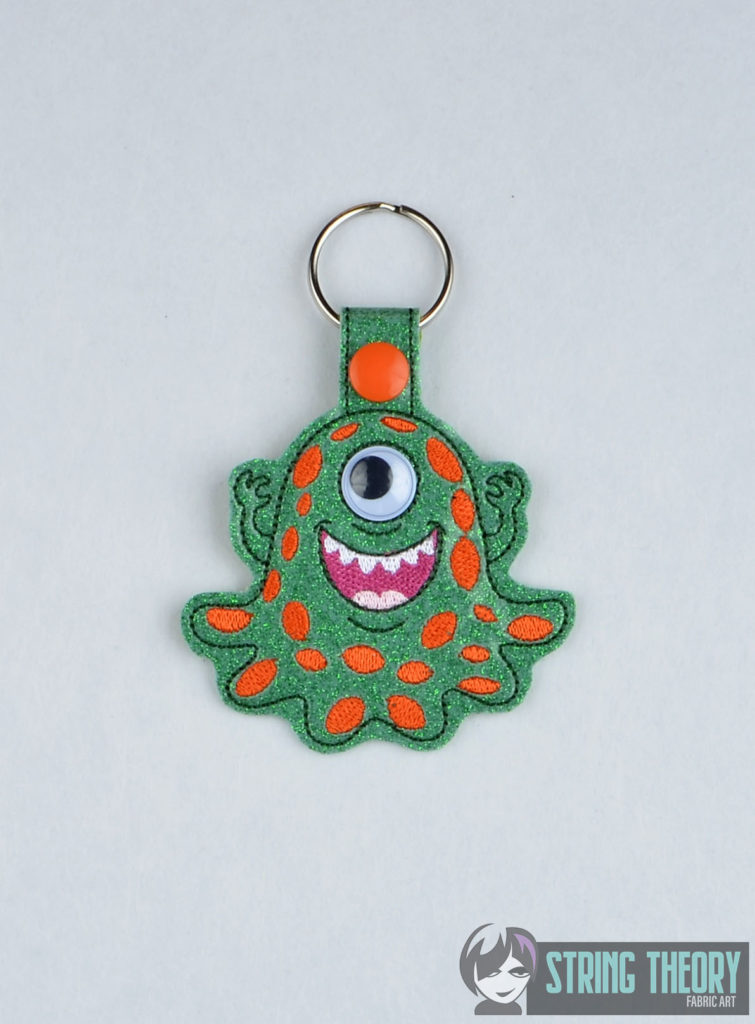 Googly Eye Monster 3 – String Theory Fabric Art