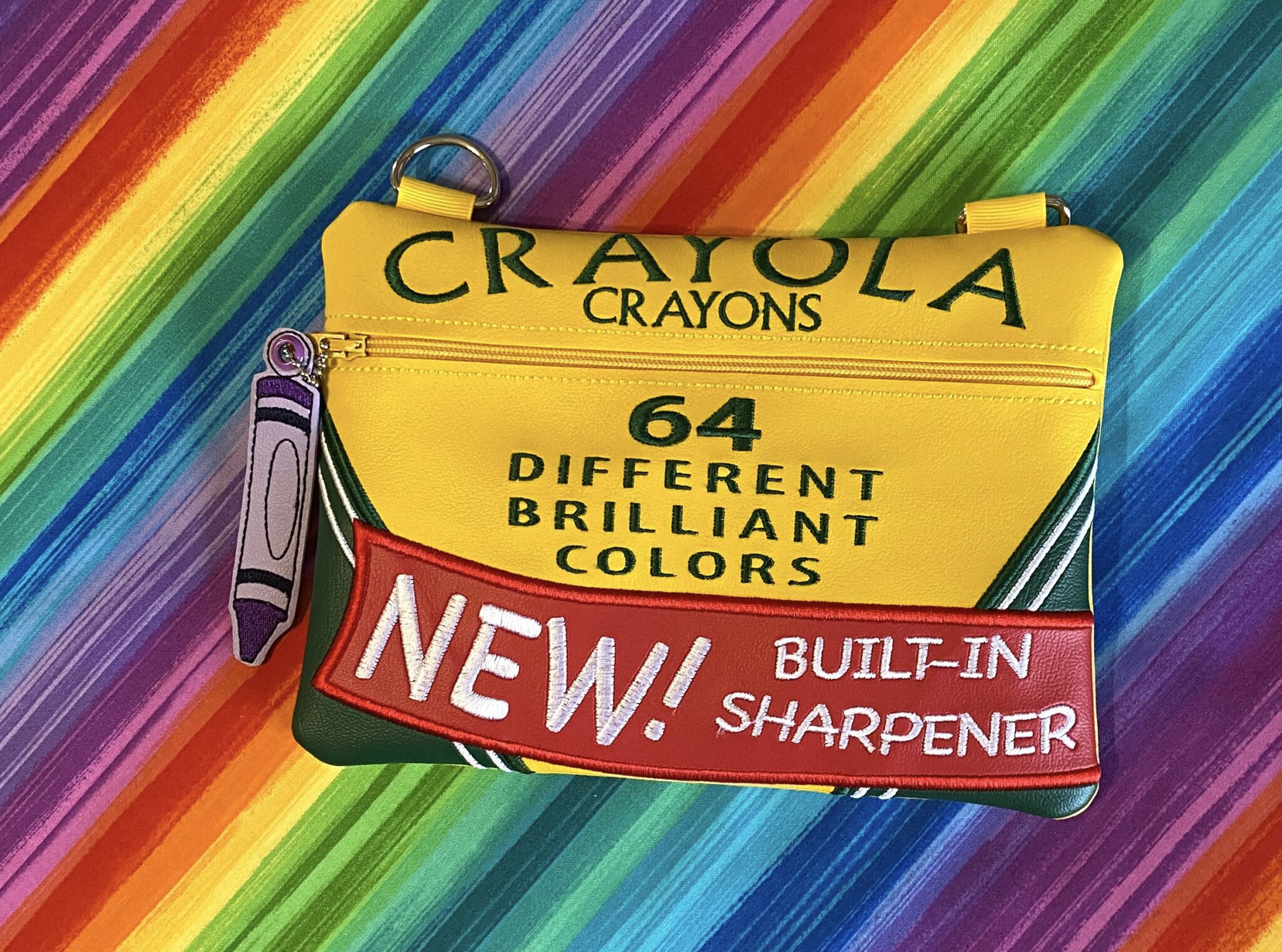 Crayon Fully Lined Zip Bag with Crayon Dangle – String Theory Fabric Art