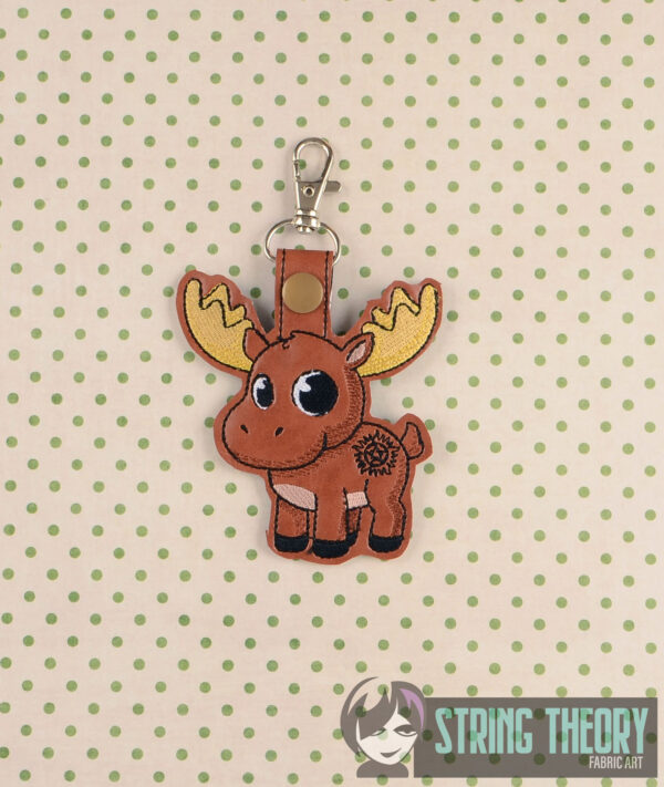 Chibi Sam the Moose Fob – String Theory Fabric Art