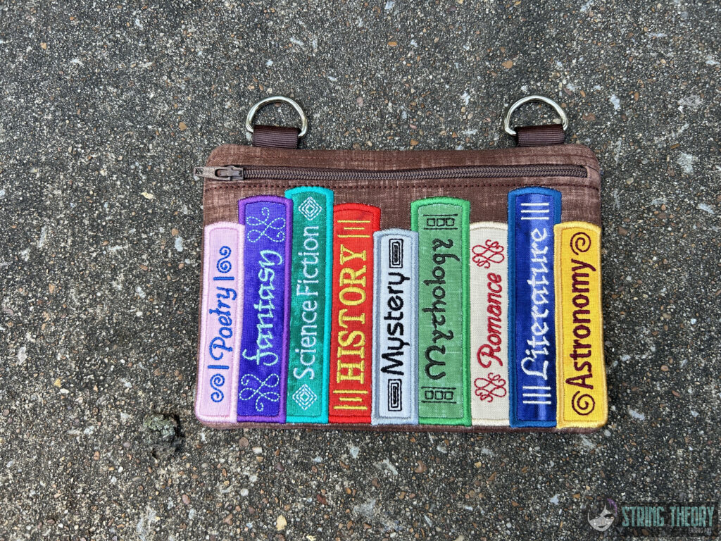 Bookshelf Appliqué Fully Lined Zip Bag – String Theory Fabric Art