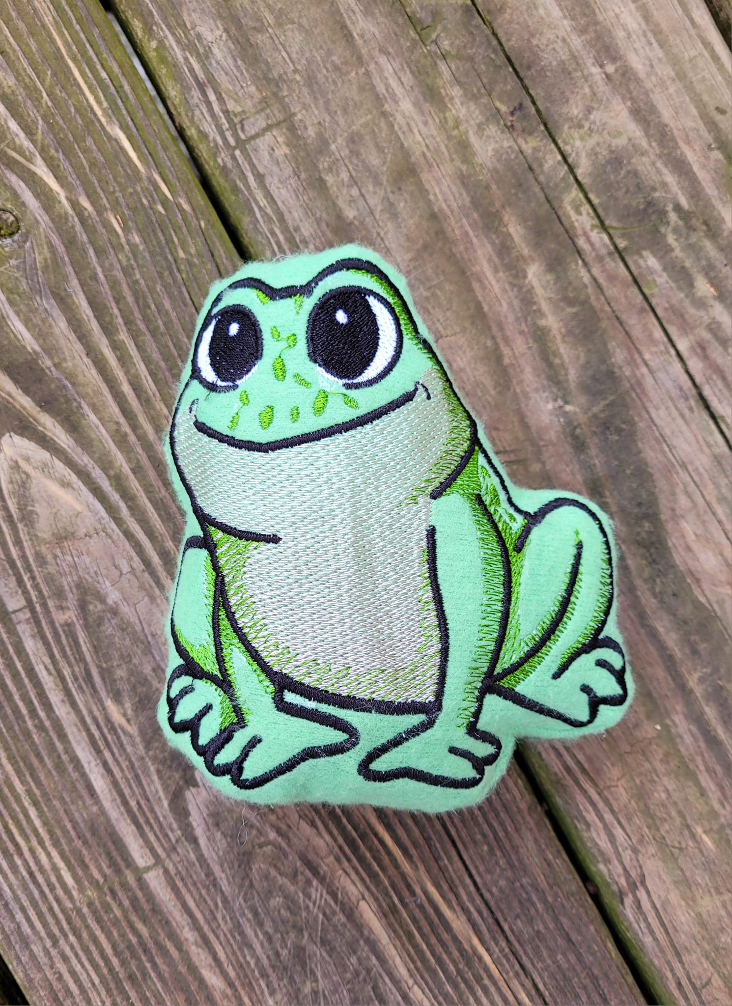 Chibi Frog Stuffie – String Theory Fabric Art