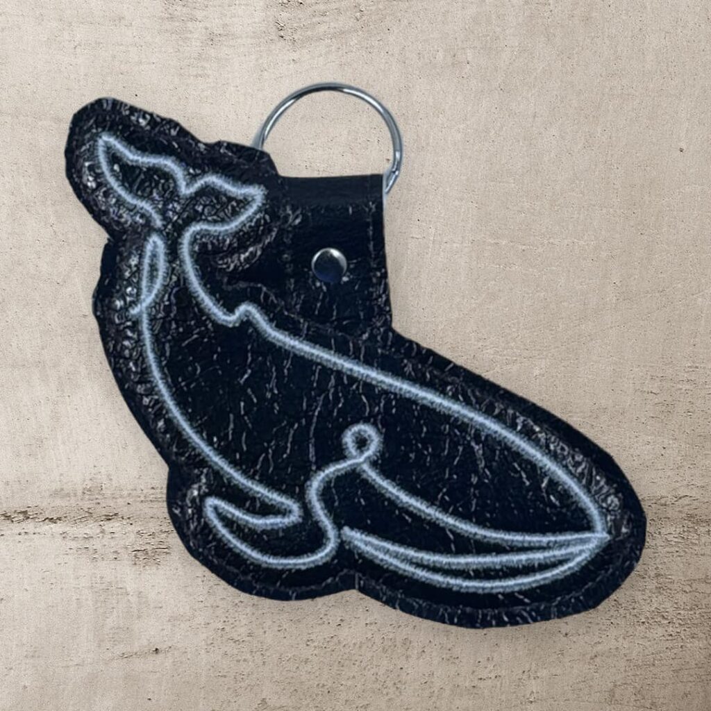 Continuous Line Killer Whale fob – String Theory Fabric Art