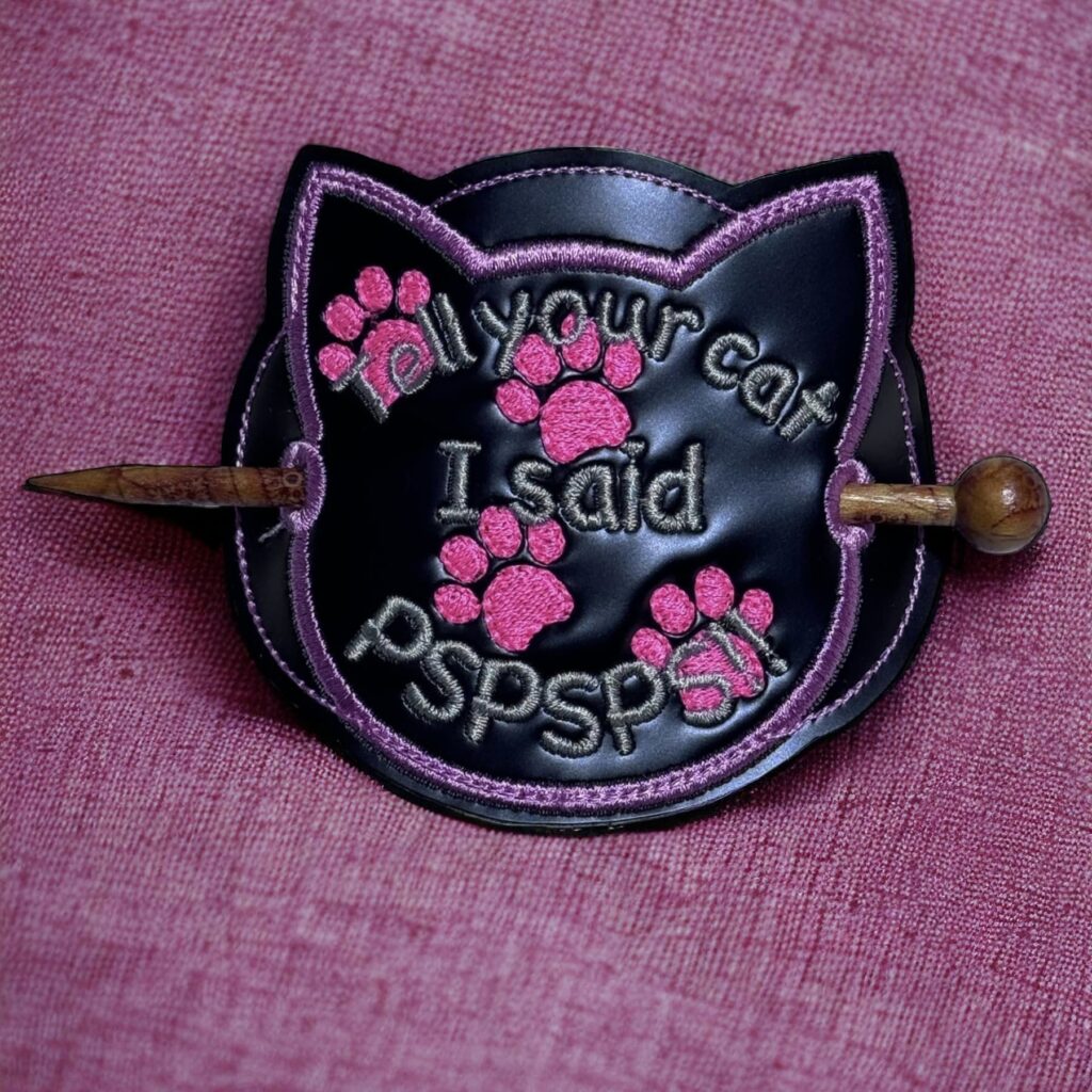 Tell your cat I said PSPSPS – String Theory Fabric Art