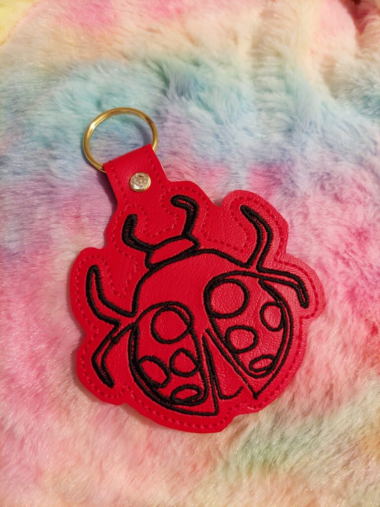 Continuous Line Ladybug fob – String Theory Fabric Art