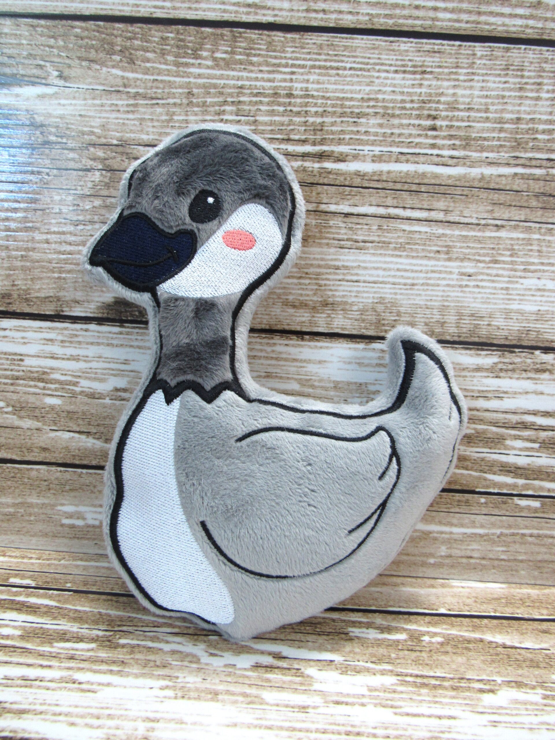 Chibi Goose Stuffie – String Theory Fabric Art
