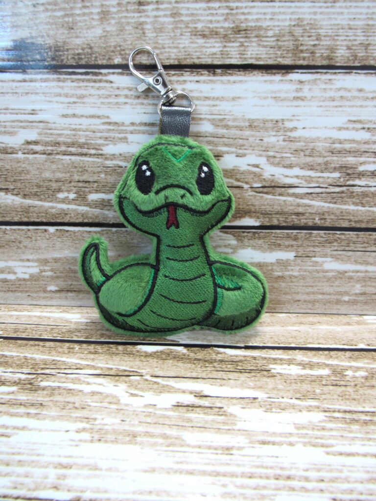 Chibi Snake Stuffie – String Theory Fabric Art