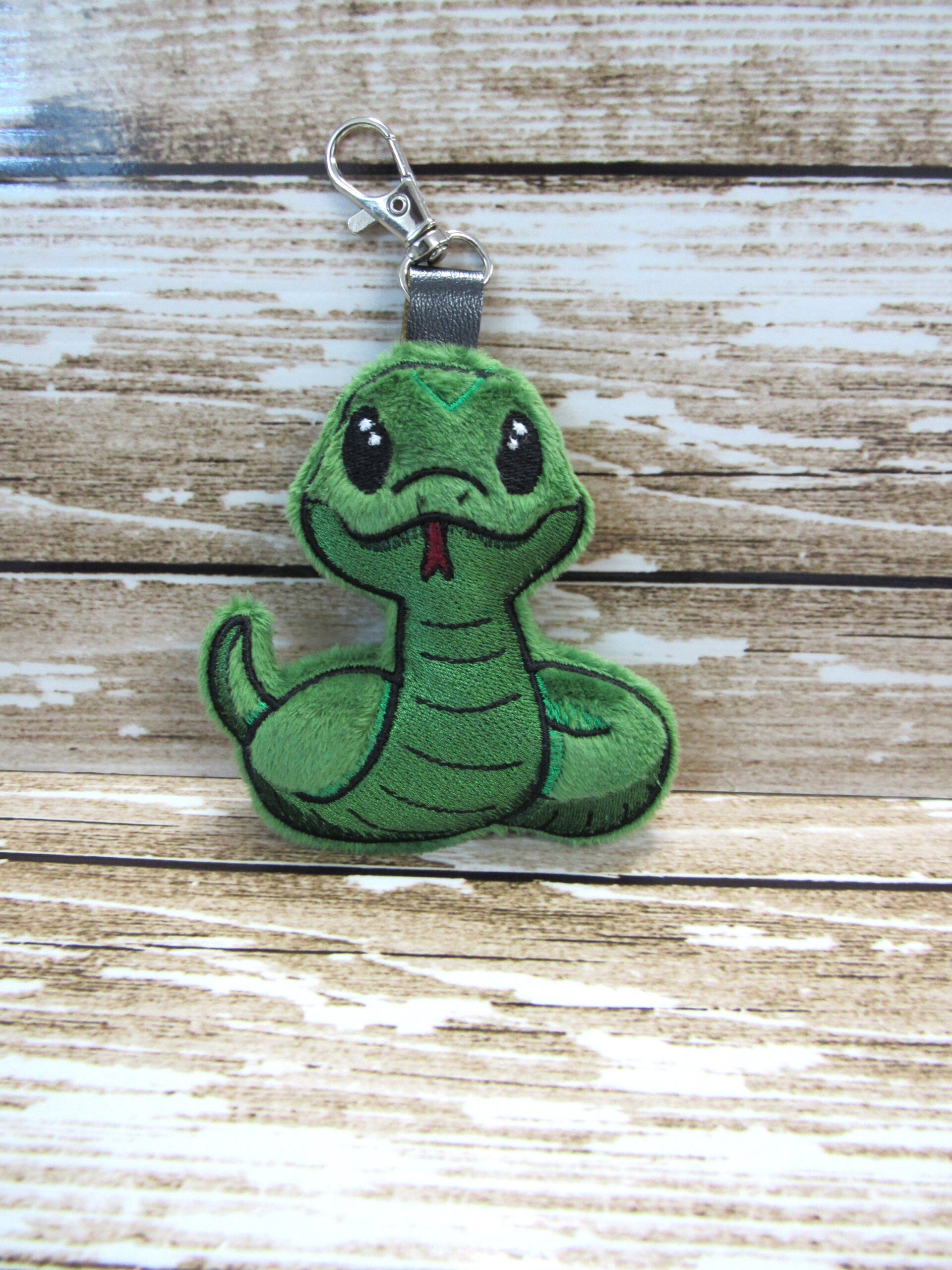 Chibi Snake Stuffie – String Theory Fabric Art