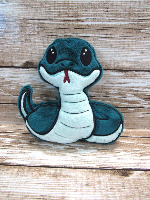 Chibi Snake Stuffie – String Theory Fabric Art