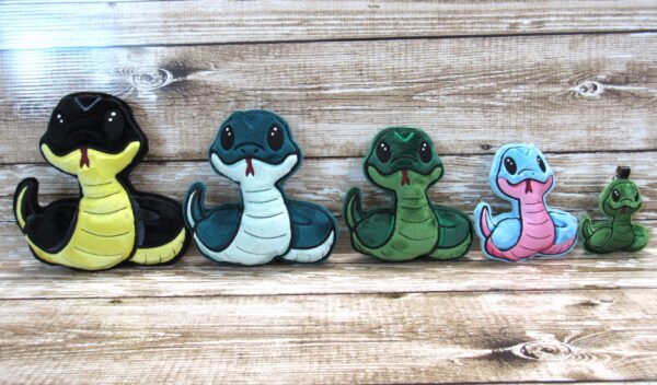 Chibi Snake Stuffie – String Theory Fabric Art