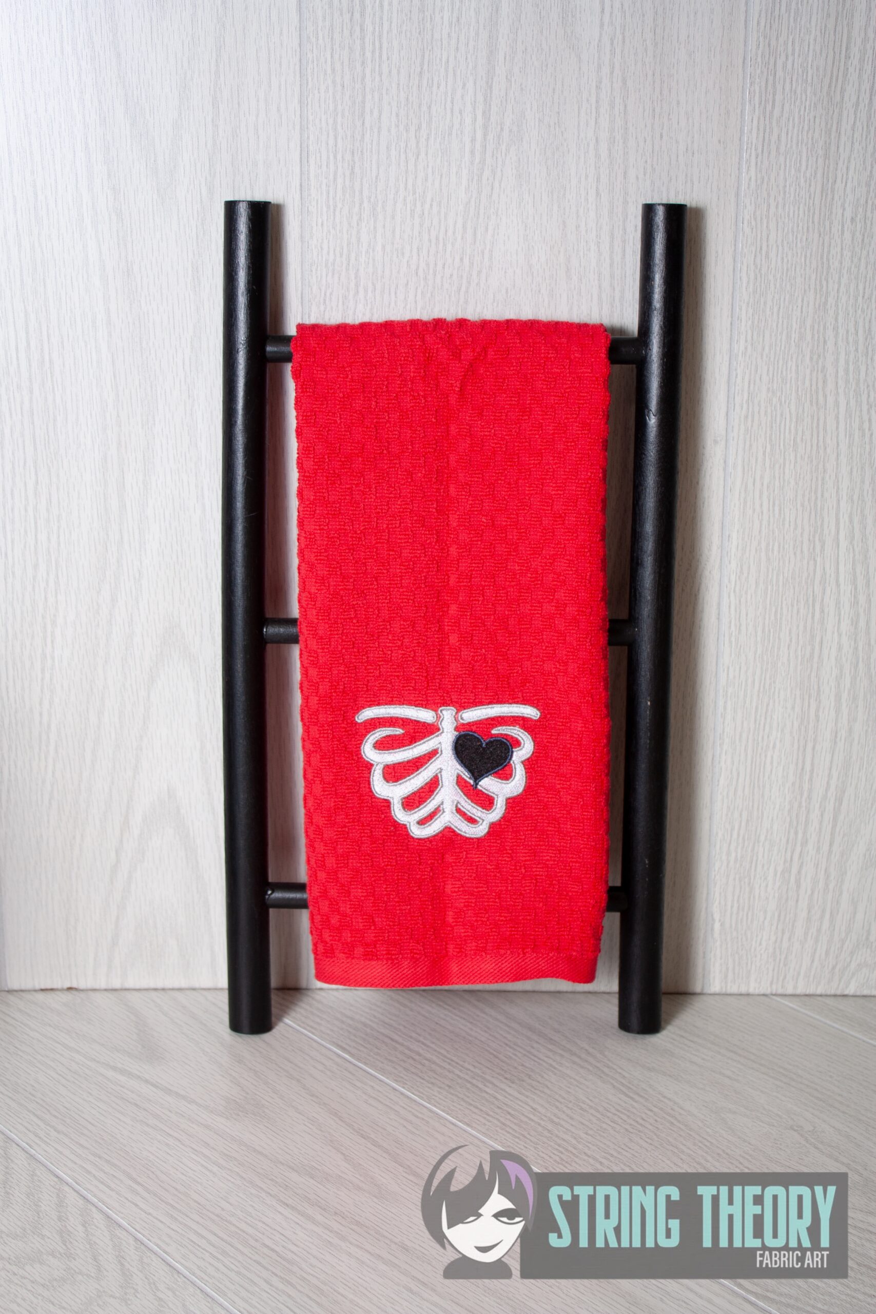 Chibi Rib Cage Appliqué – String Theory Fabric Art