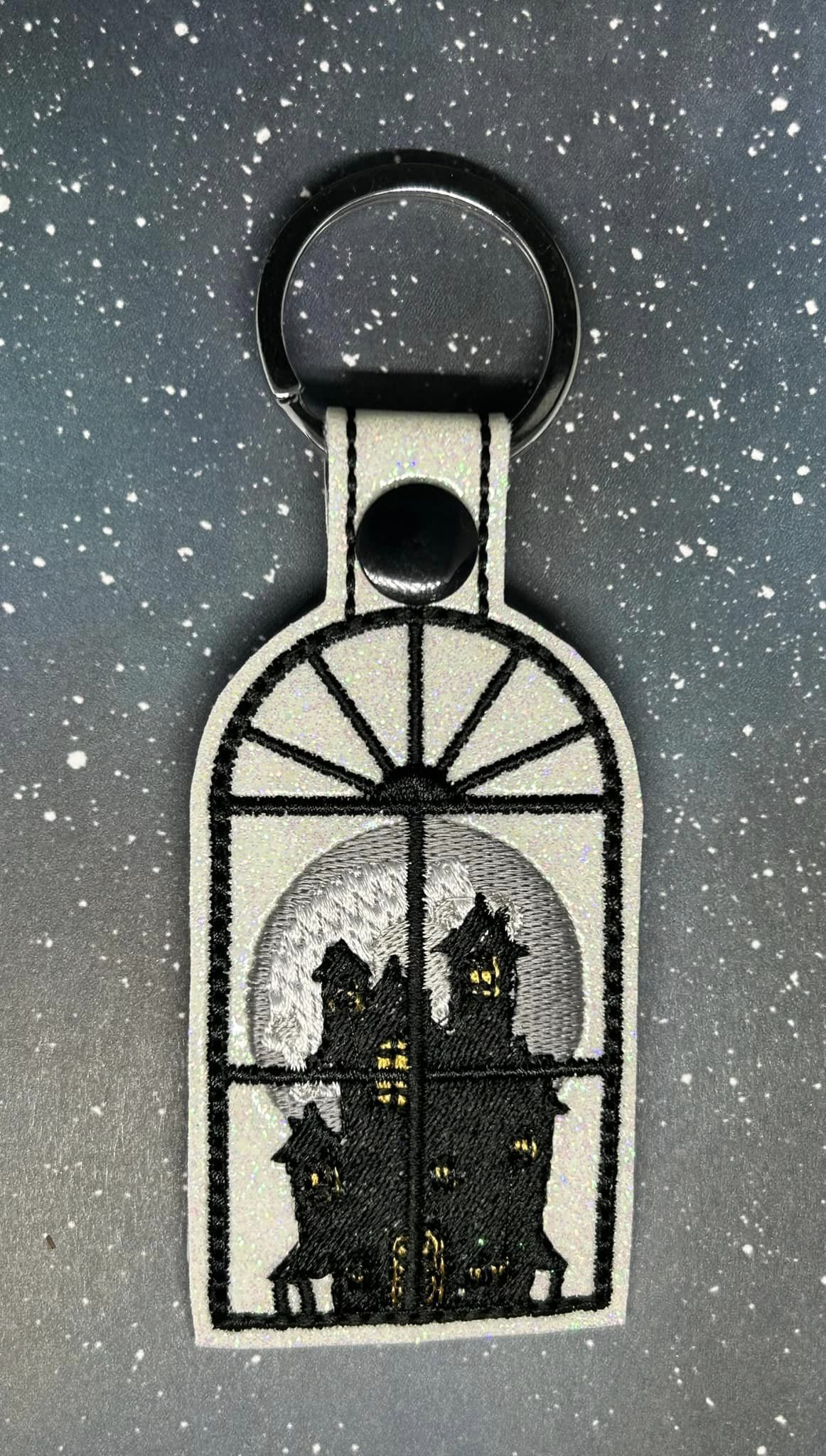 Haunted Window 5 – Haunted House Fob – String Theory Fabric Art